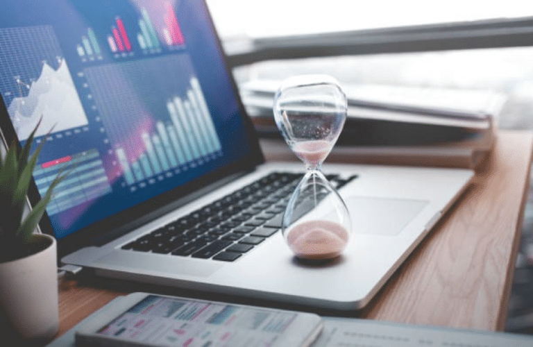 Time tracker logiciel suivi de temps en 2024 tiilt.io